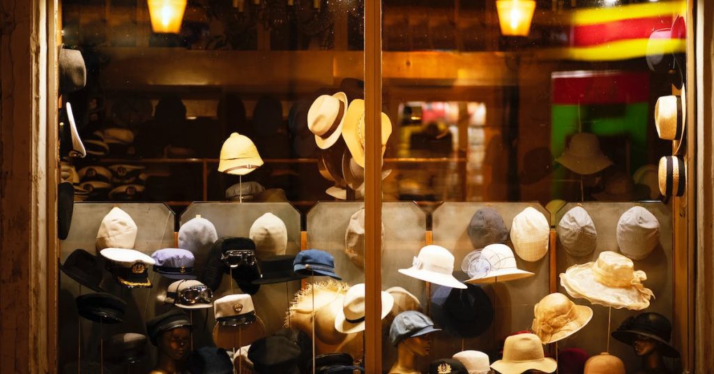 Top 5 Window Display Trends for Spring/Summer | Valentino's